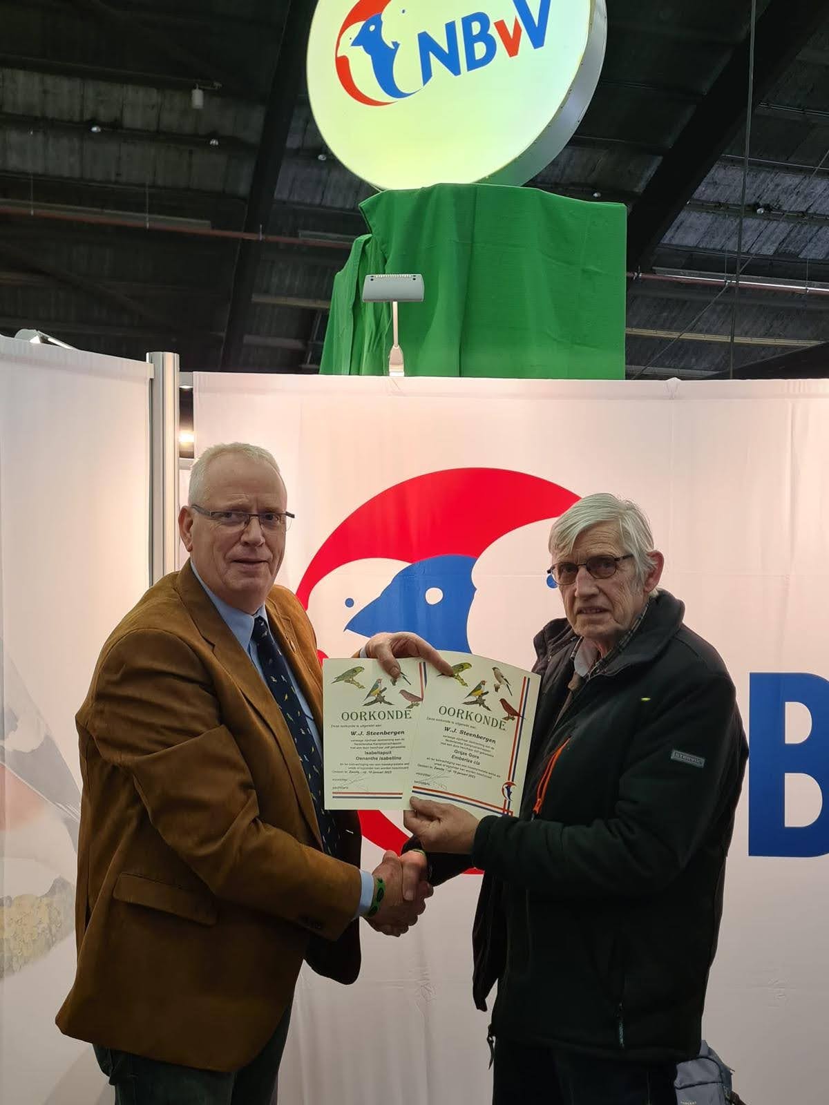 Bijzondere oorkondes eerste kweek – Nederlandse Bond voor Vogelliefhebbers